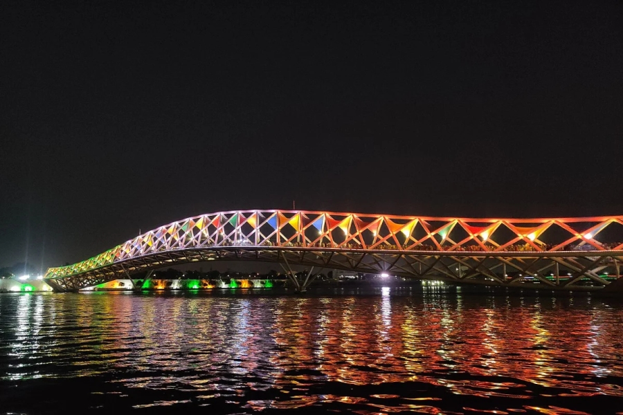 Atal Bridge In Ahmedabad Draws 77 Lakh Visitors In Three Years ...