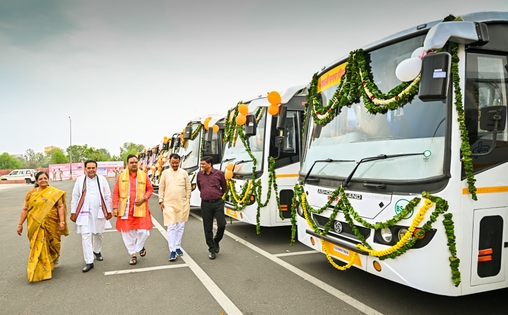 Gujarat, Rajasthan Roll Out Nearly 400 New State Buses Across District ...