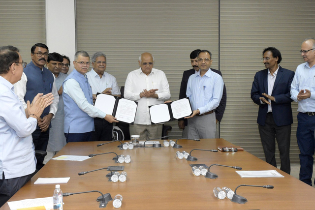 Gujarat Secures Rs 1 Lakh Crore HUDCO Financing Support For Metro ...