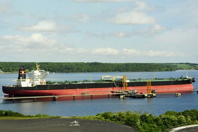 Three Indian Tankers Clear Strait Of Hormuz With 8.6 Lakh Tonne Of ...